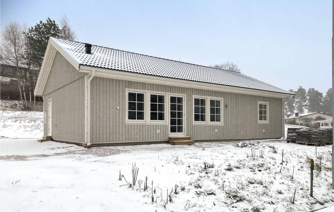 107 M² House ∙ 3 Bedrooms ∙ 8 Guests - Motala