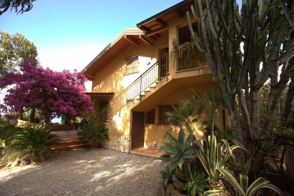 80 M² Appartamento Vacanza ∙ 3 Camere Da Letto ∙ 6 Ospiti - Zambrone