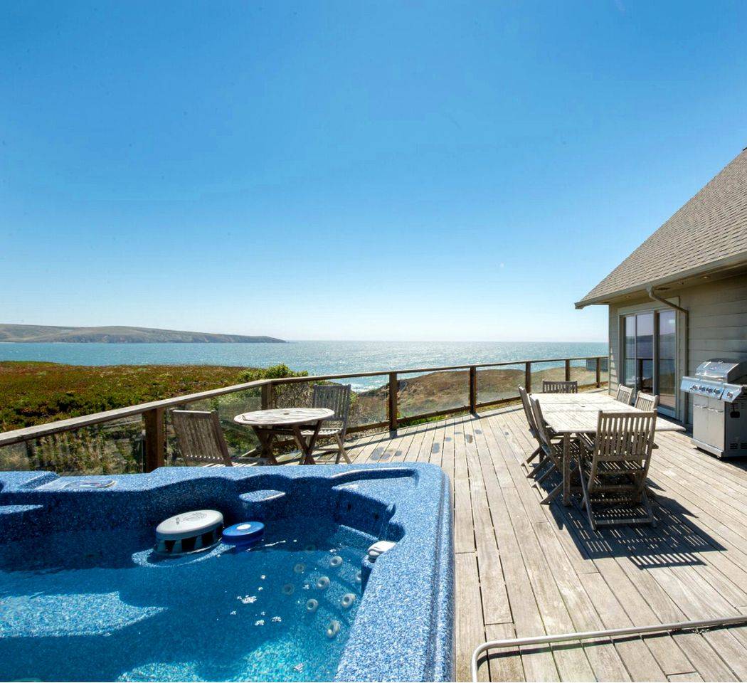 House ∙ 4 Bedrooms ∙ 10 Guests - Dillon Beach, CA
