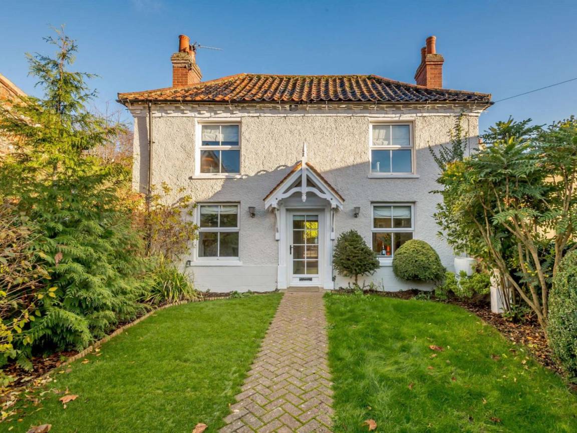 Cottage ∙ 3 Bedrooms ∙ 5 Guests - Norfolk