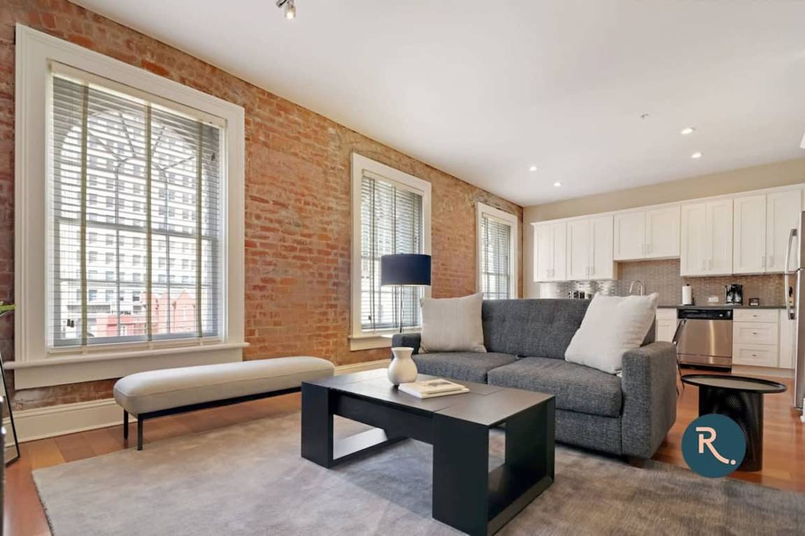 Apartment ∙ 2 Bedrooms ∙ 6 Guests - New Orleans, LA