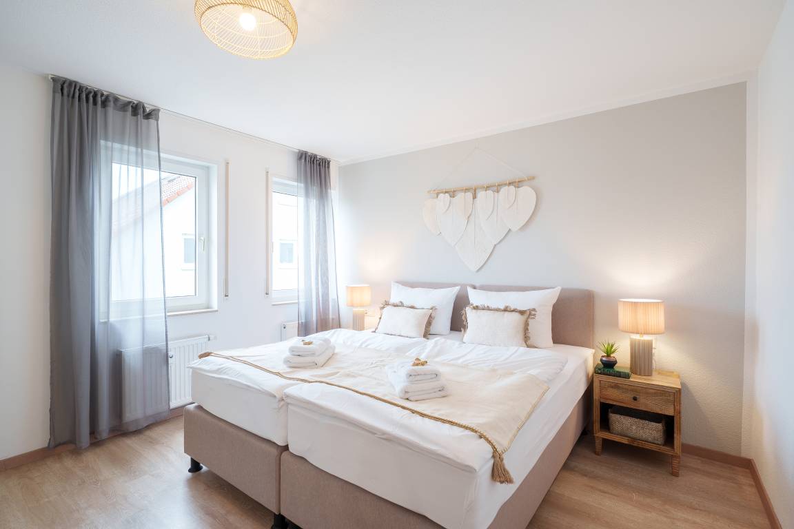 63 M² Ferienwohnung ∙ 2 Schlafzimmer ∙ 6 Gäste - Pirna