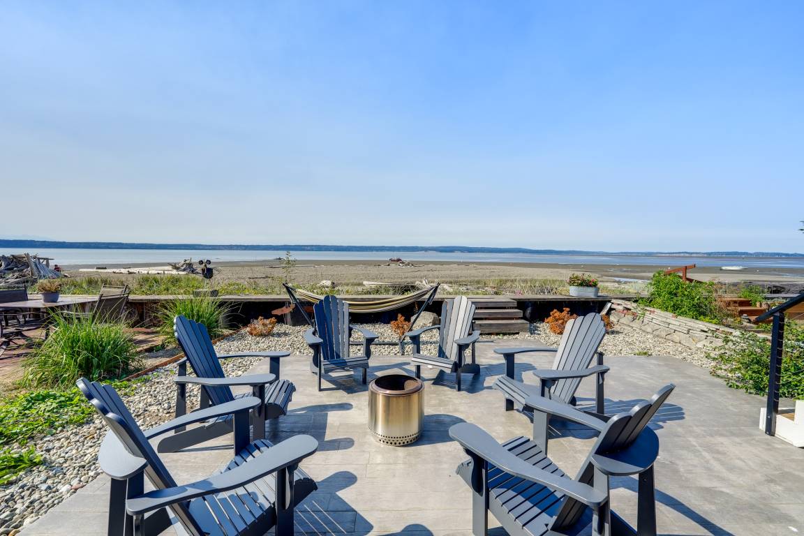 114 M² House ∙ 2 Bedrooms ∙ 6 Guests - Camano Island, WA