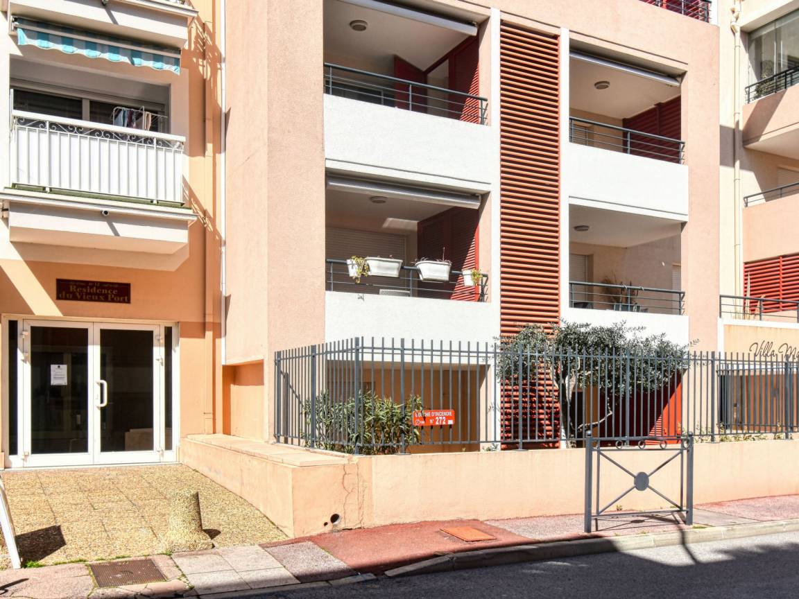 34 M² House ∙ 1 Bedroom ∙ 4 Guests - Fréjus