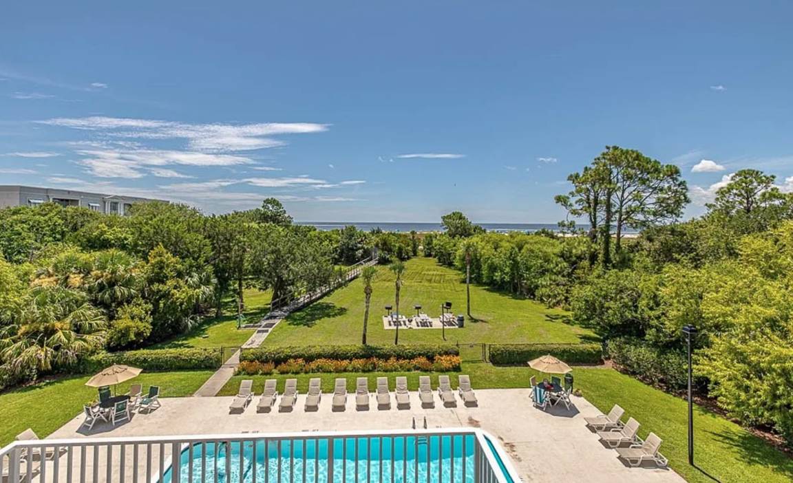 76 M² Condo ∙ 2 Bedrooms ∙ 6 Guests - Jekyll Island, GA