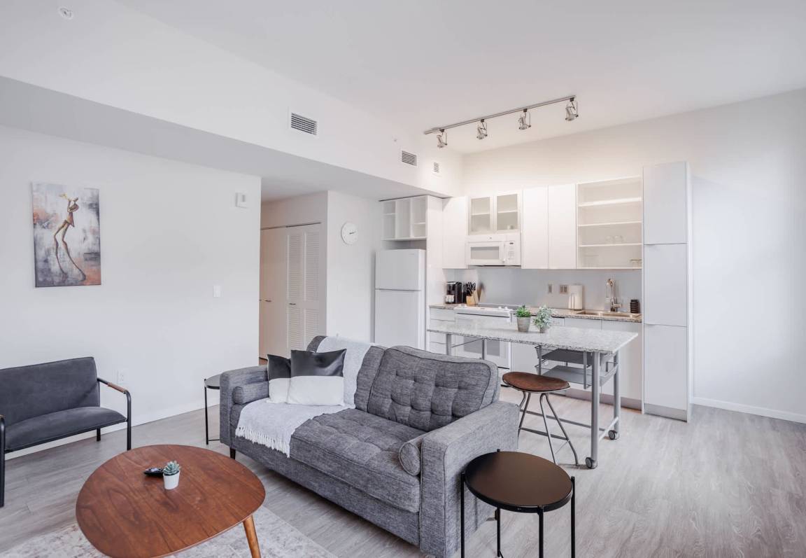 Apartment ∙ 1 Bedroom ∙ 2 Guests - Cincinnati, OH