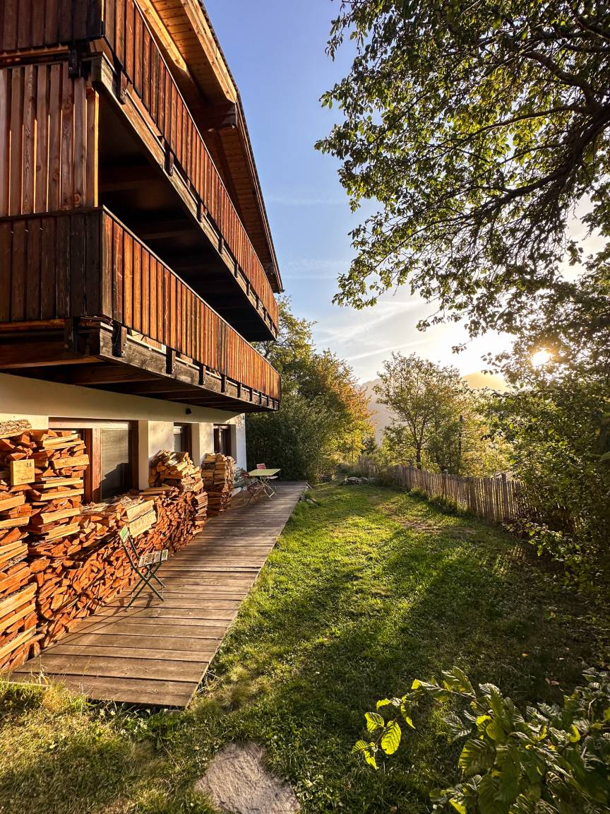 90 M² Chalet ∙ 2 Bedrooms ∙ 4 Guests - Riederalp