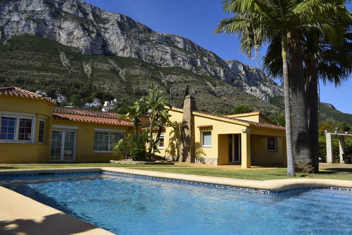 220 M² Villa ∙ 4 Schlafzimmer ∙ 10 Gäste - Dénia