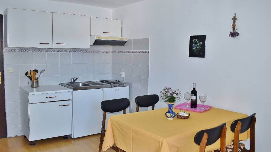 30 M² Apartament ∙ 1 Sypialnia ∙ 4 Gości - Lopar