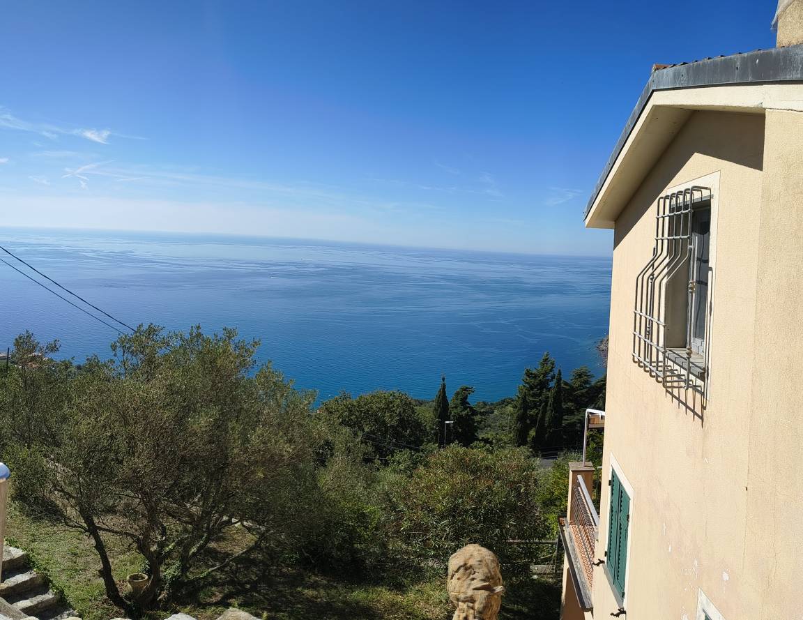 100 M² Villa Vacanza ∙ 2 Camere Da Letto ∙ 4 Ospiti - Bonassola
