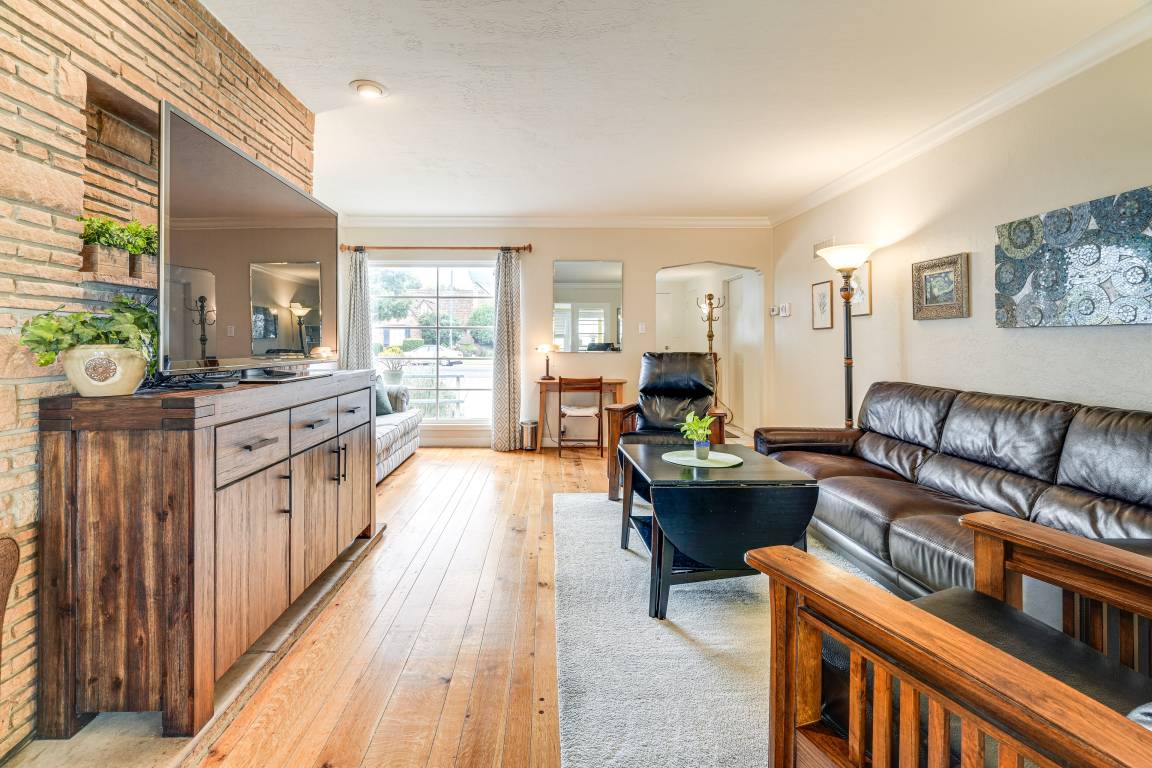 162 M² House ∙ 2 Bedrooms ∙ 6 Guests - Los Altos, CA