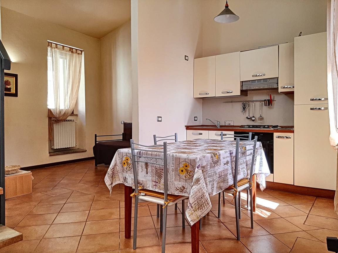 60 M² Appartamento ∙ 2 Camere Da Letto ∙ 4 Ospiti - Foligno