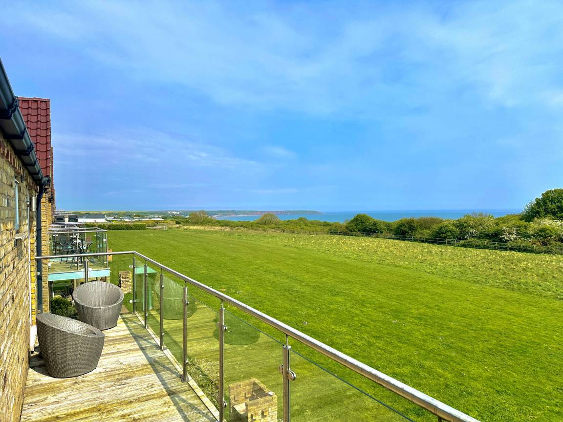 Cottage ∙ 3 Bedrooms ∙ 6 Guests - Filey