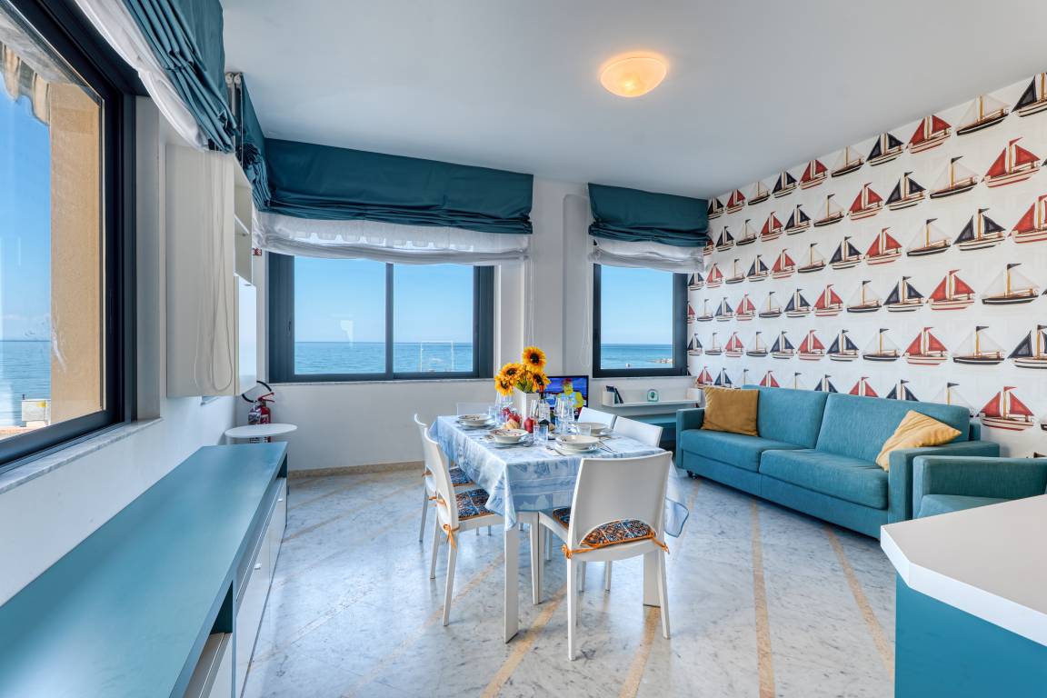 78 M² Apartment ∙ 2 Bedrooms ∙ 4 Guests - Laigueglia