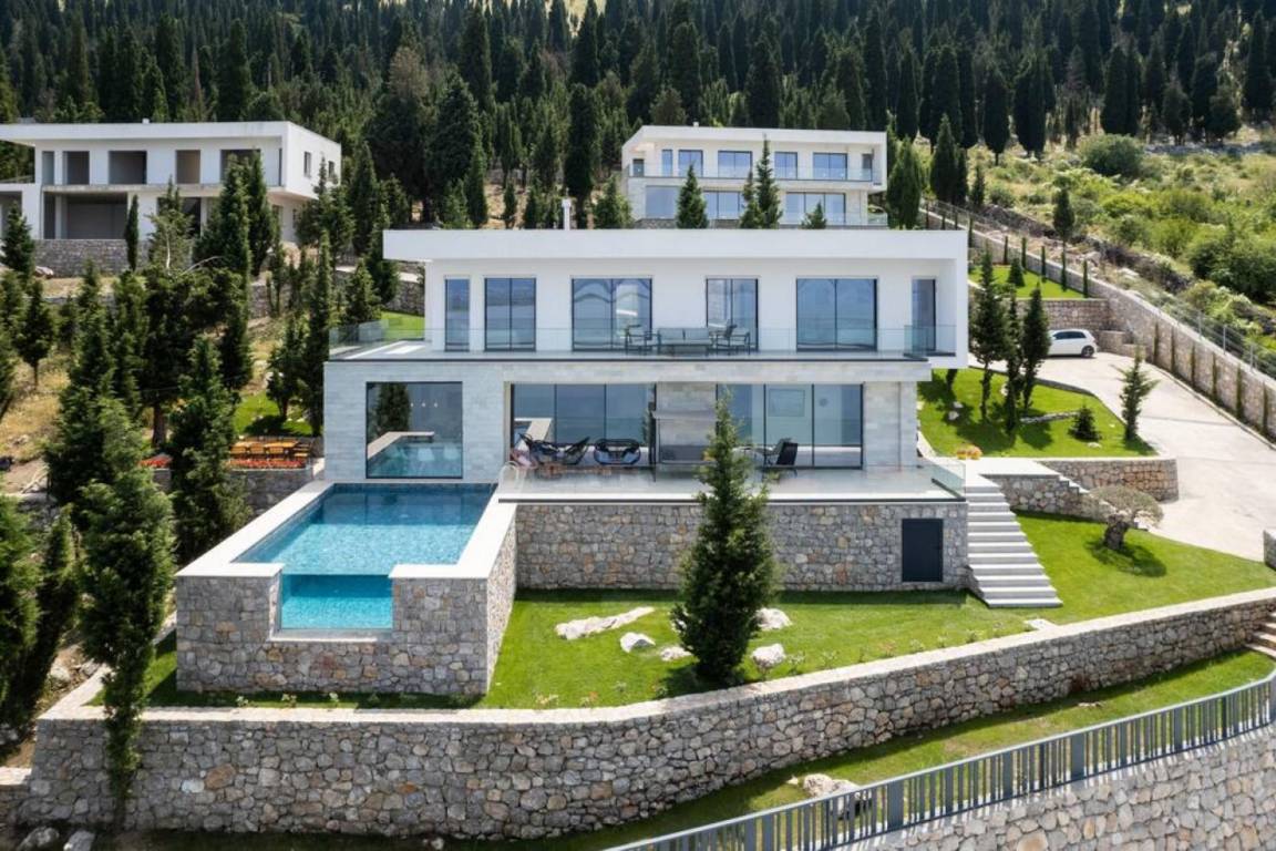450 M² Villa ∙ 4 Chambres ∙ 9 Personnes - Shkodër