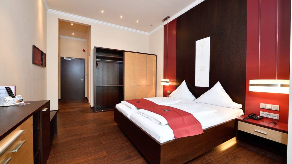 28 M² Hotel ∙ 1 Slaapkamer ∙ 2 Gasten - Heimbach