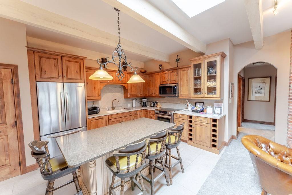 88 M² Condo ∙ 2 Bedrooms ∙ 4 Guests - Aspen, CO