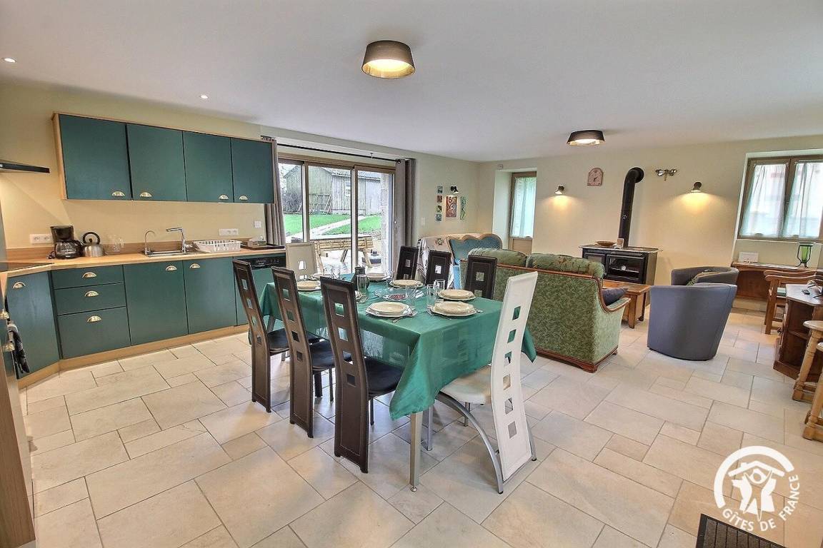 120 M² Gîte ∙ 3 Chambres ∙ 8 Personnes - Loudéac