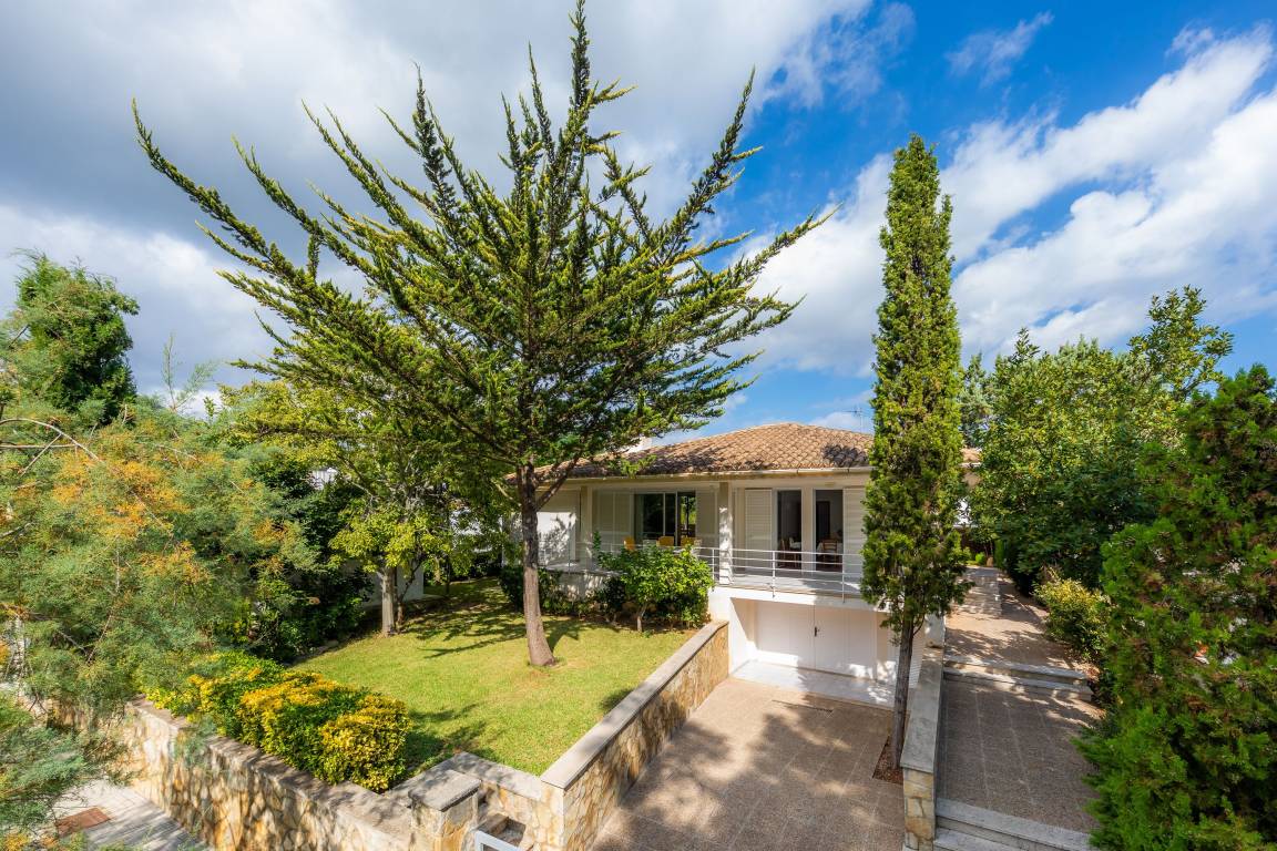 300 M² Chalet ∙ 4 Habitaciones ∙ 8 Huéspedes - Alcúdia