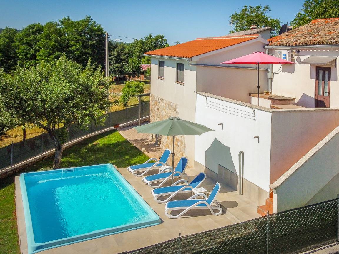 100 M² Maison De Vacances ∙ 3 Chambres ∙ 6 Personnes - Istrie