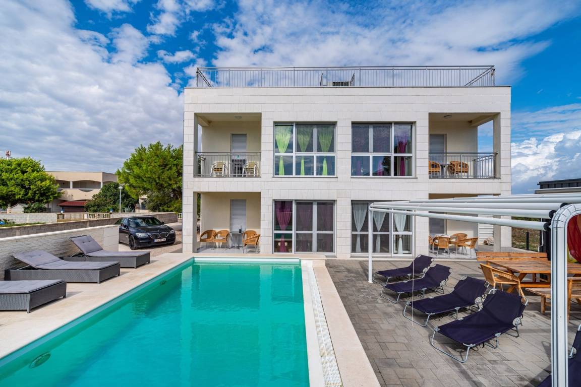 32 M² Apartment ∙ 1 Bedroom ∙ 4 Guests - Vir