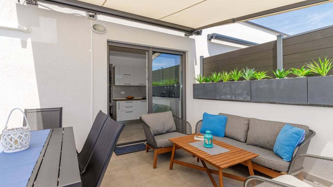 60 M² Ferienwohnung ∙ 2 Schlafzimmer ∙ 5 Gäste - Poreč