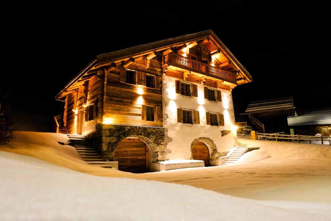 200 M² Chalet ∙ 6 Bedrooms ∙ 13 Guests - La Giettaz