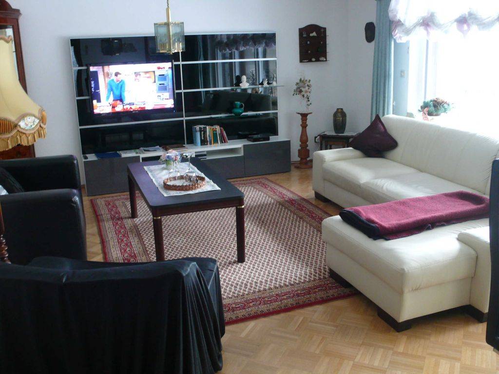 100 M² Ferienwohnung ∙ 2 Schlafzimmer ∙ 6 Gäste - Dillenburg