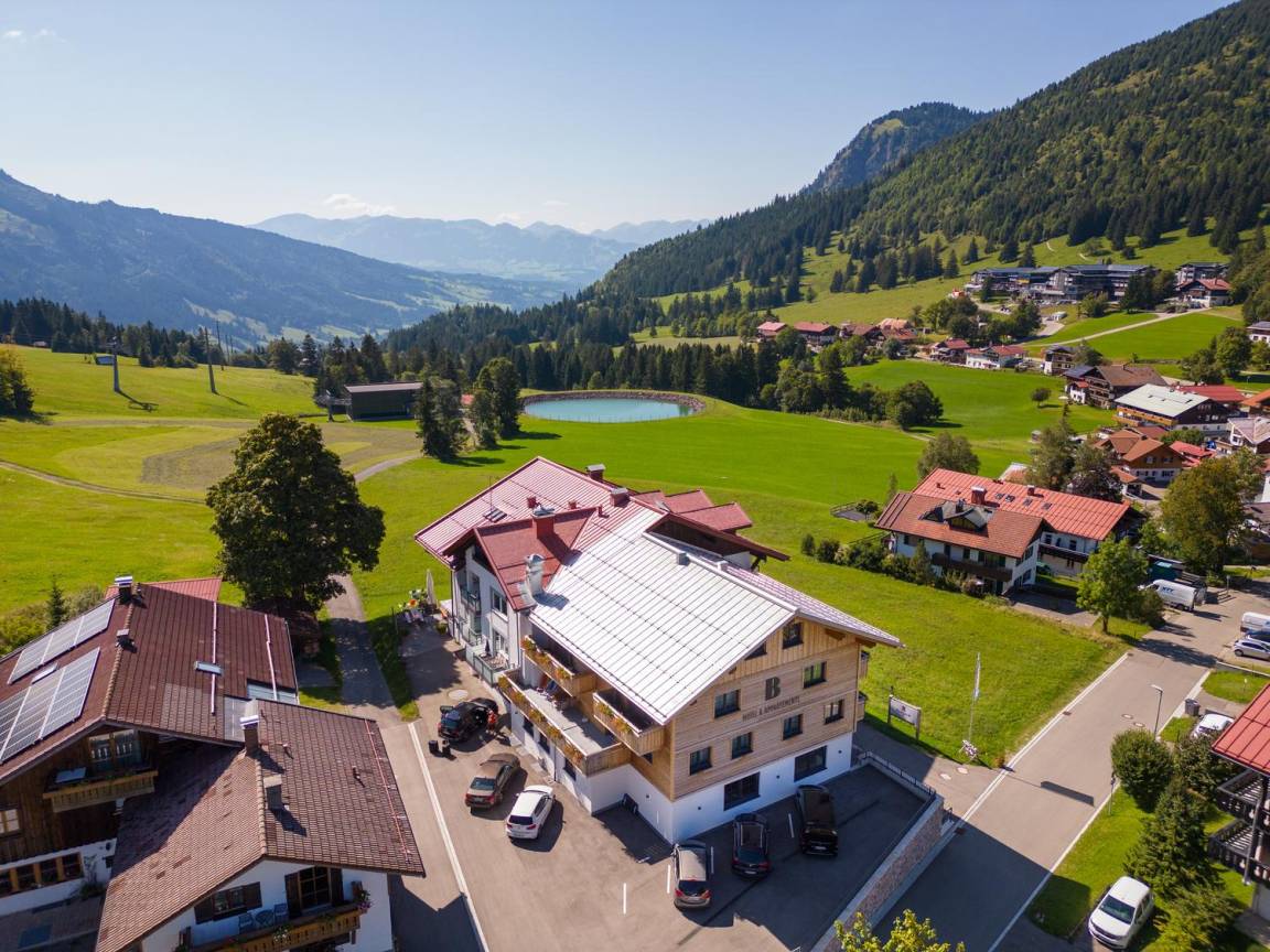 36 M² Hotel ∙ 2 Guests - Tannheimer Tal