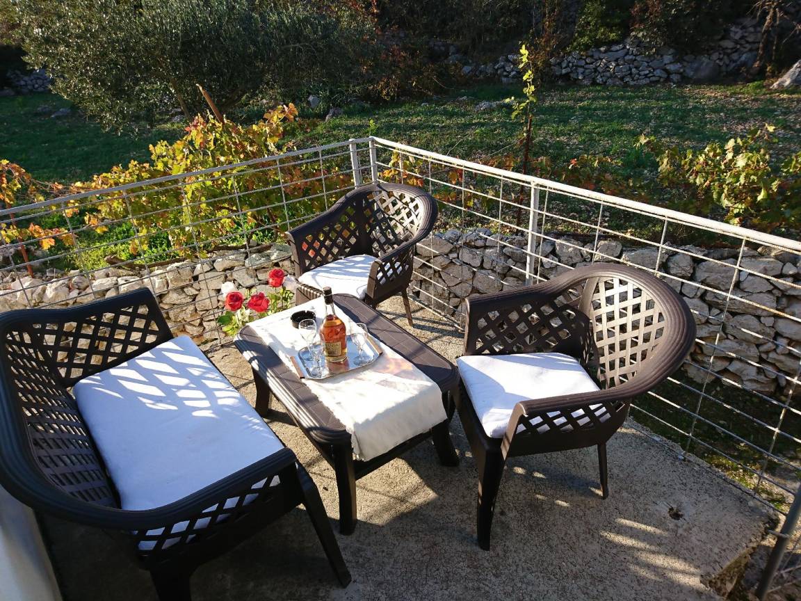 60 M² House ∙ 1 Bedroom ∙ 5 Guests - Podstrana
