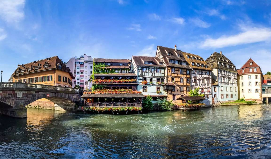 31 M² Caravan ∙ 2 Bedrooms ∙ 4 Guests - Alsace