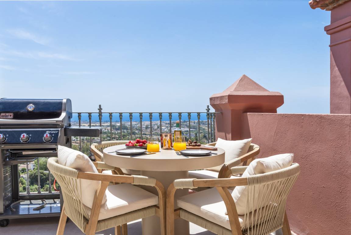 88 M² Apartamento ∙ 2 Habitaciones ∙ 4 Huéspedes - Benahavís