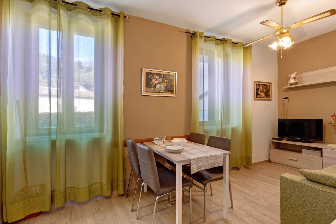 40 M² Ferienwohnung ∙ 1 Schlafzimmer ∙ 2 Gäste - Toscolano-Maderno