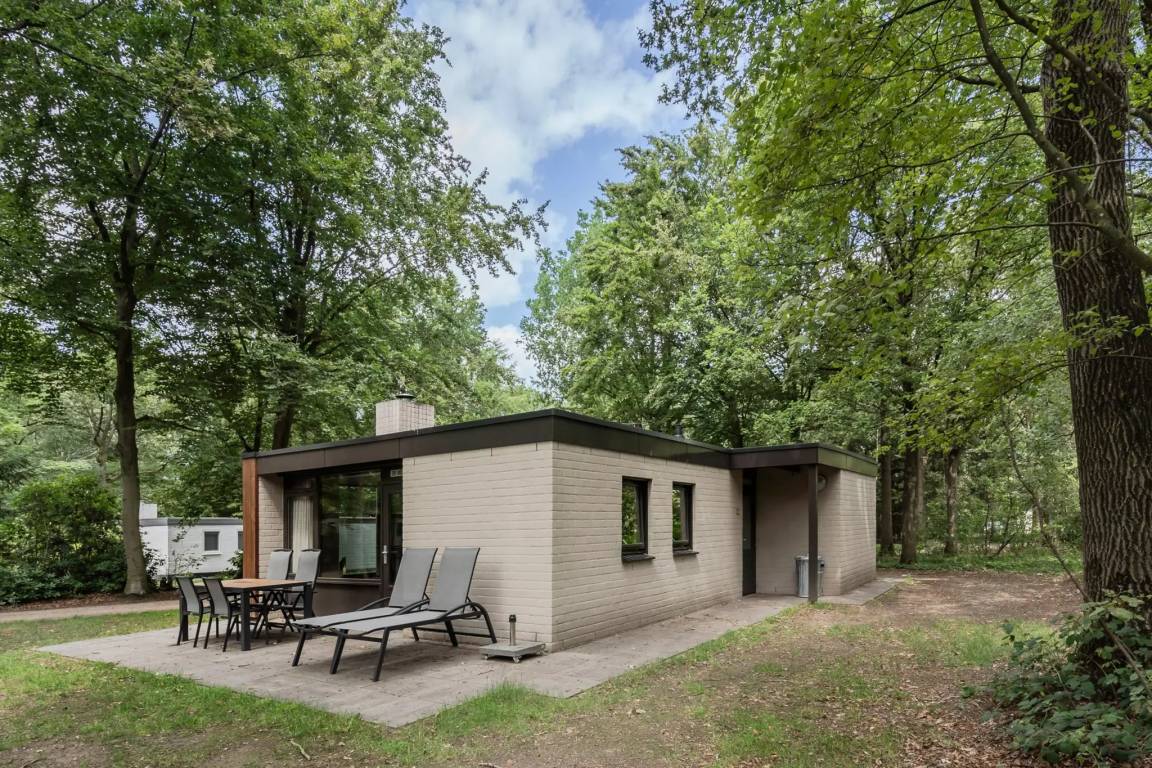 60 M² Caravan ∙ 2 Bedrooms ∙ 4 Guests - Hoogstraten