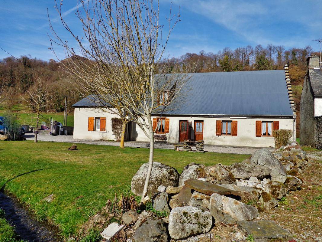 60 M² Gîte ∙ 1 Chambre ∙ 2 Personnes - Bagnères-de-Bigorre