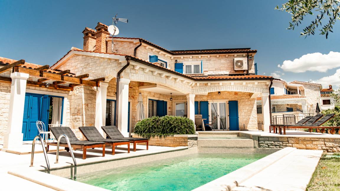 192 M² Villa ∙ 3 Slaapkamers ∙ 8 Gasten - Novigrad