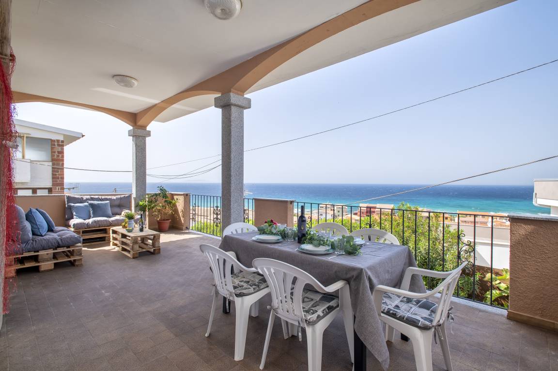 90 M² Apartamento ∙ 3 Habitaciones ∙ 8 Huéspedes - Castelsardo