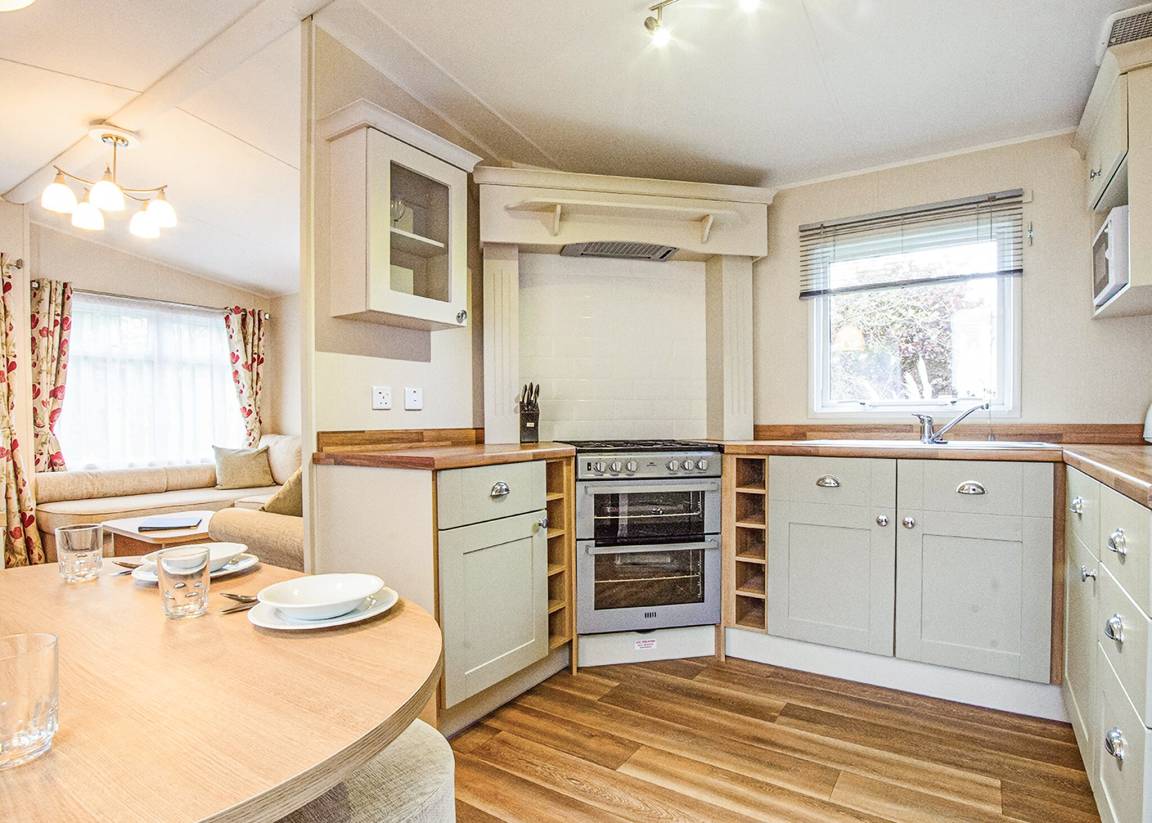 Caravan ∙ 2 Bedrooms ∙ 4 Guests - Herefordshire
