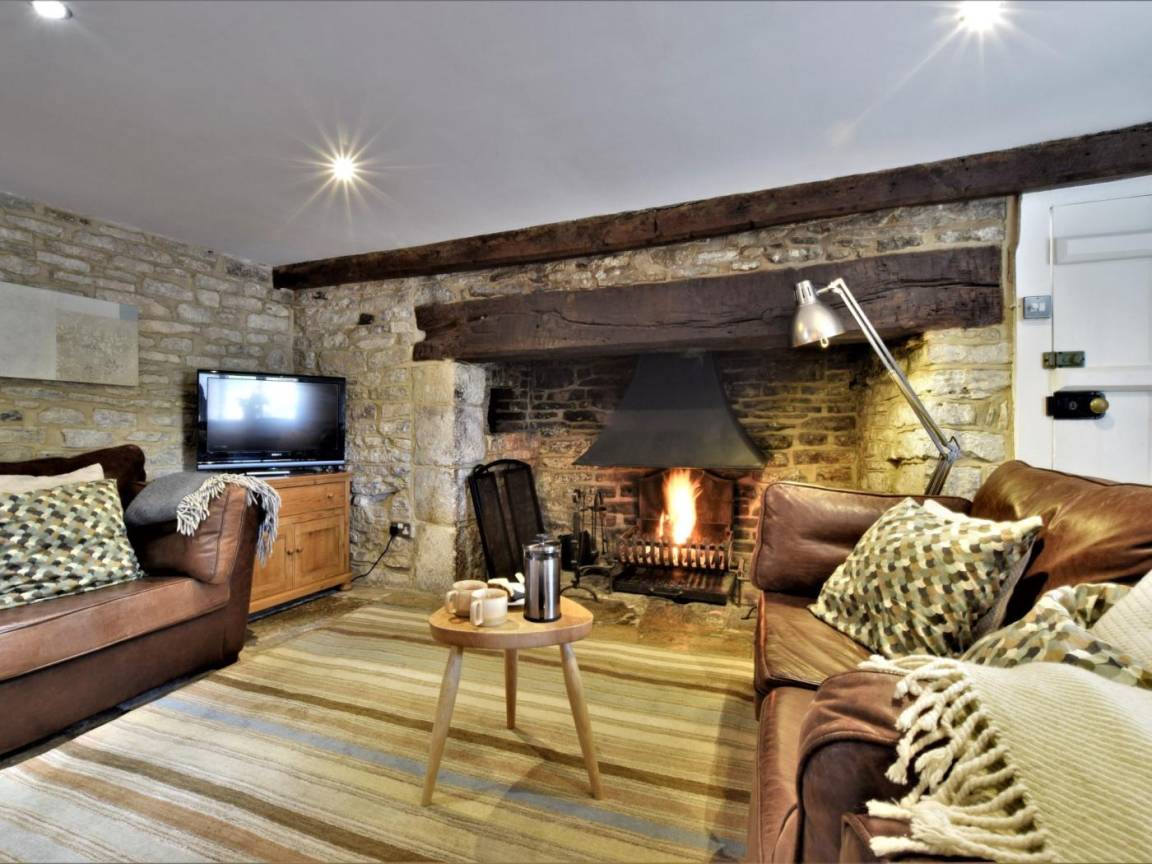 Cottage ∙ 3 Bedrooms ∙ 6 Guests - Wareham