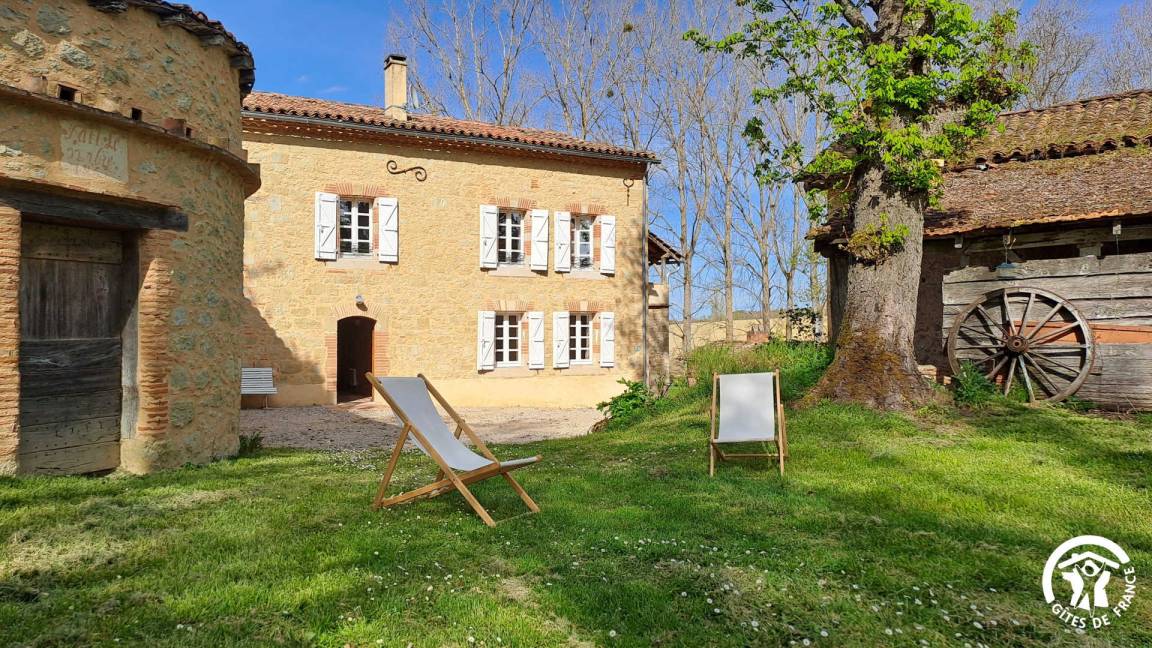 150 M² Gîte ∙ 3 Chambres ∙ 8 Personnes - Tarn