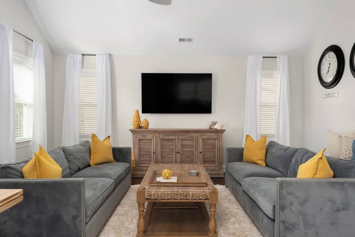 Apartment ∙ 4 Bedrooms ∙ 8 Guests - Kill Devil Hills, NC