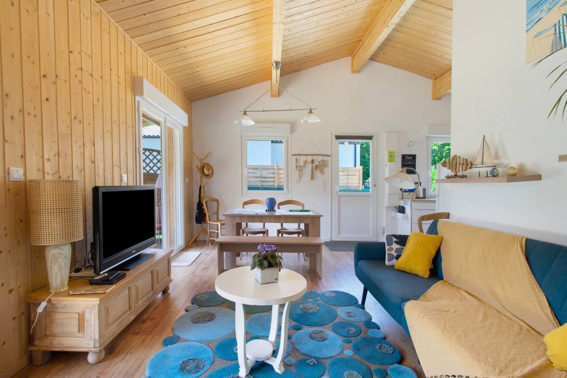 70 M² Maison De Vacances ∙ 2 Chambres ∙ 6 Personnes - Saintes
