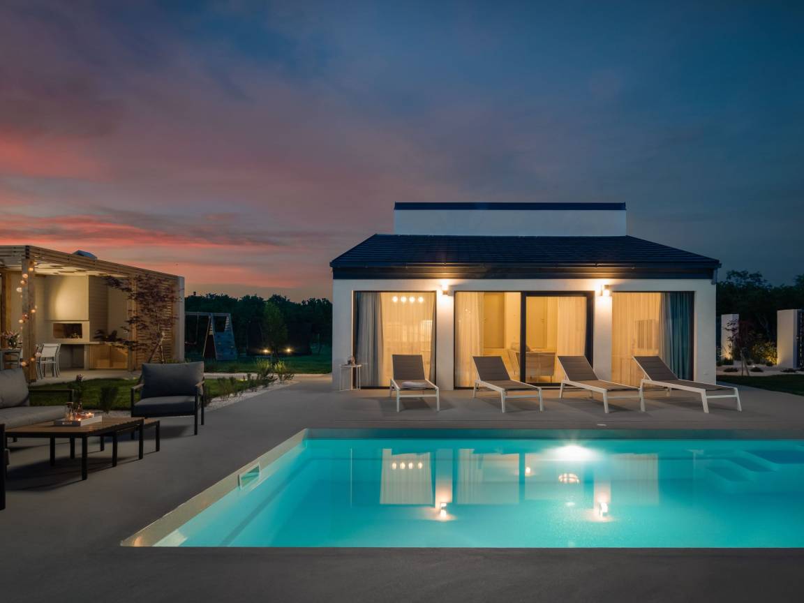 95 M² Casa ∙ 2 Habitaciones ∙ 3 Huéspedes - Šibenik