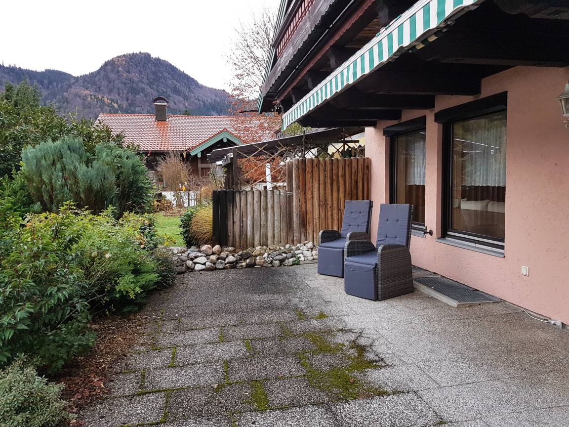 203 M² Ferienwohnung ∙ 4 Schlafzimmer ∙ 8 Gäste - Übersee