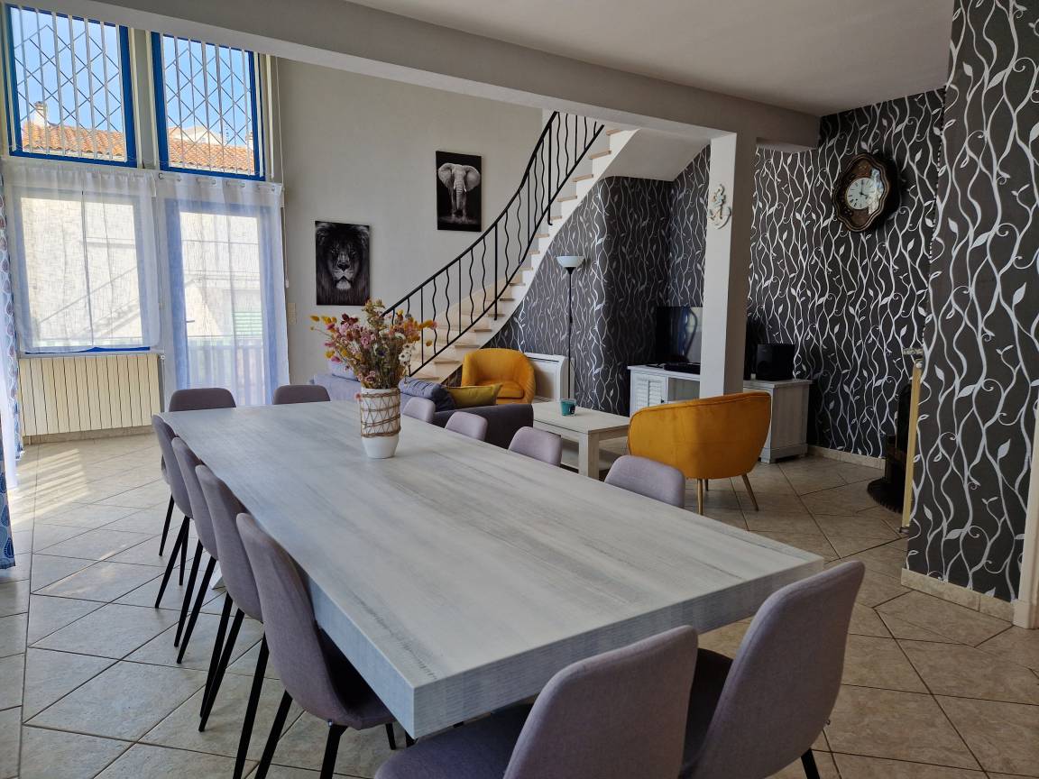 120 M² Ferienhaus ∙ 3 Schlafzimmer ∙ 8 Gäste - Royan