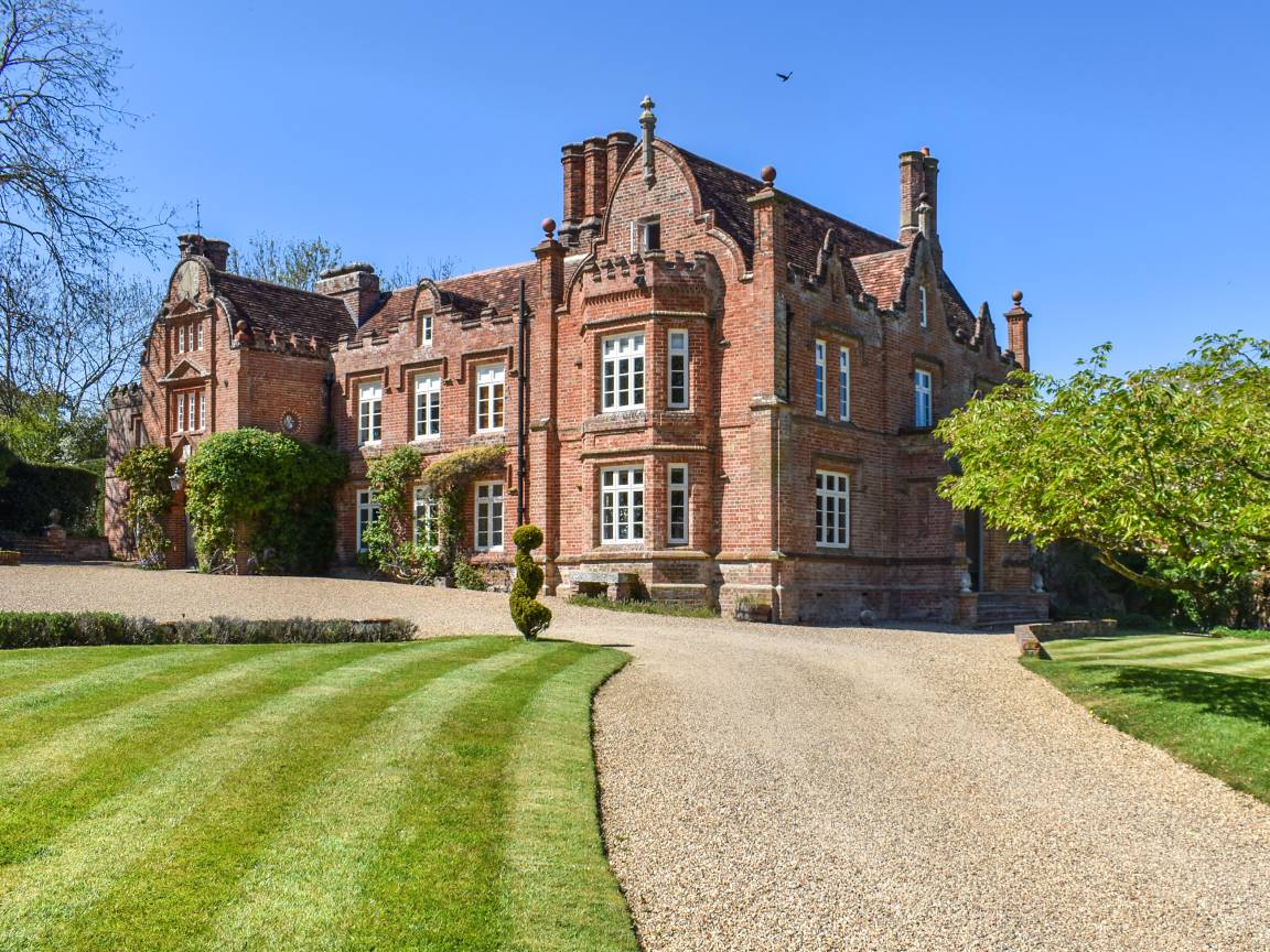 Cottage ∙ 8 Chambres ∙ 20 Personnes - Ipswich