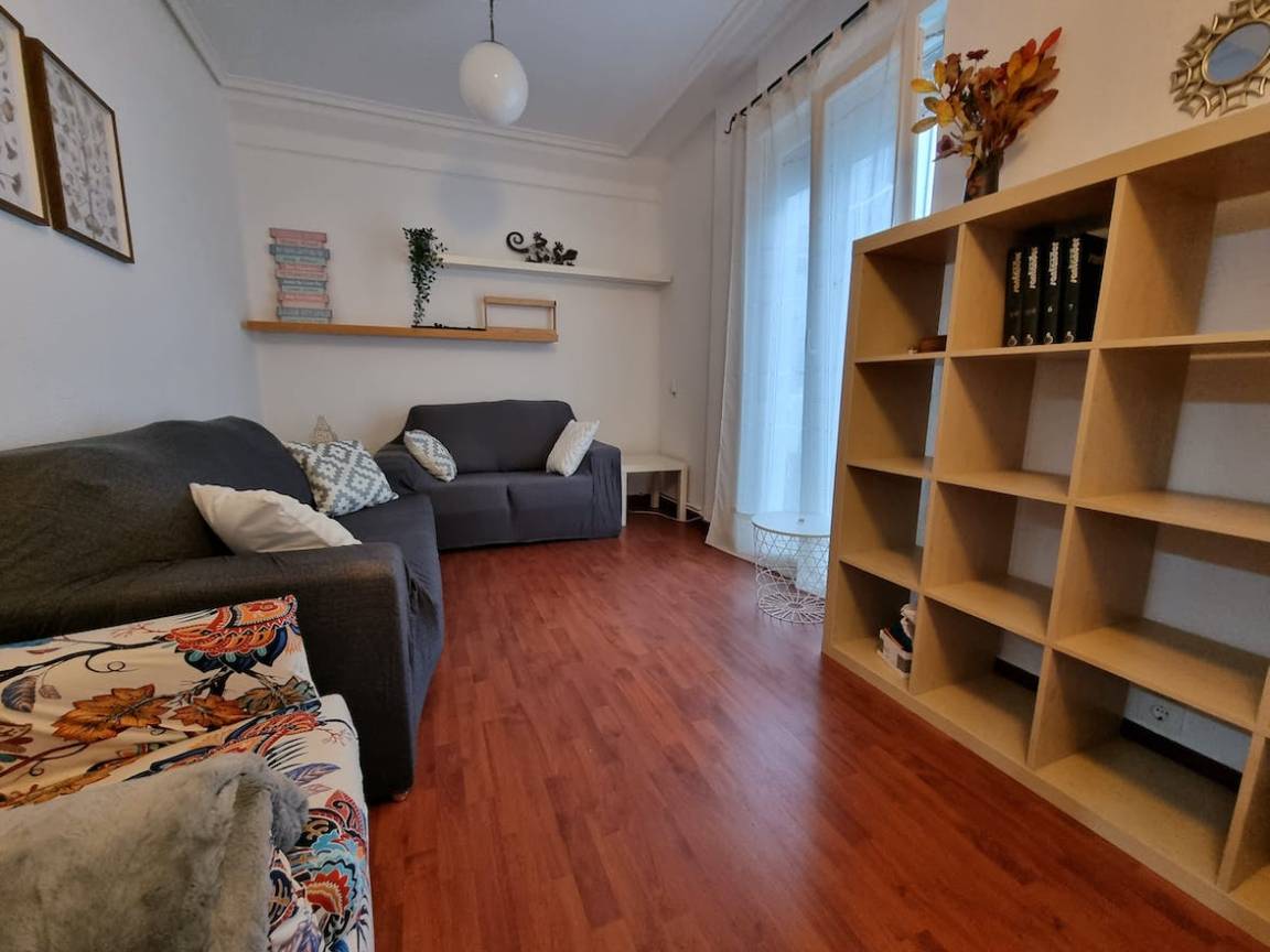 89 M² Apartamento ∙ 4 Habitaciones ∙ 6 Huéspedes - Santander