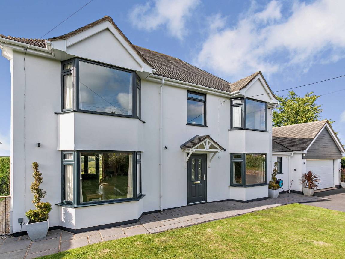 Cottage ∙ 5 Bedrooms ∙ 10 Guests - Welcombe