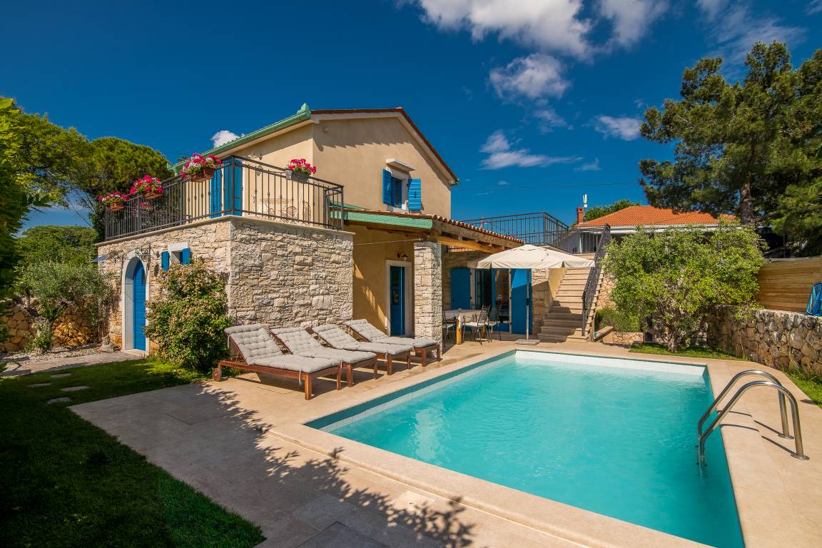 100 M² Villa ∙ 3 Bedrooms ∙ 6 Guests - Cres