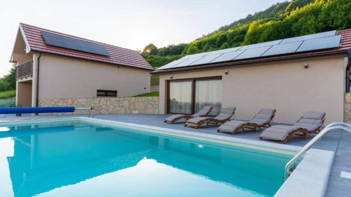 250 M² Ferienwohnung ∙ 4 Schlafzimmer ∙ 13 Gäste - Kroatien